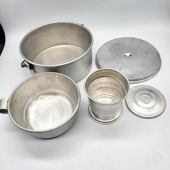 Unbranded | Dining | Vintage Aluminum Camp Cook Mess Kit With ...